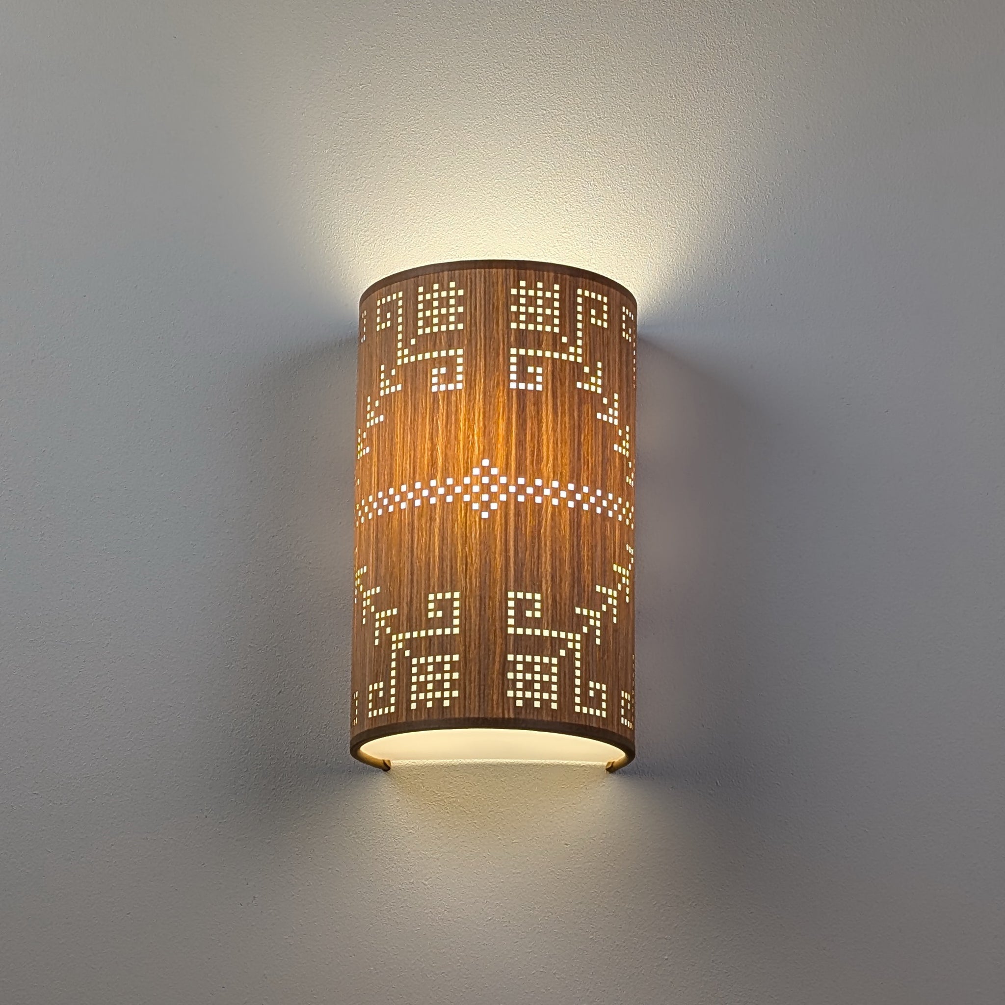 Sieninis šviestuvas ATSPINDYS (15x25) | EtnoDesign.eu